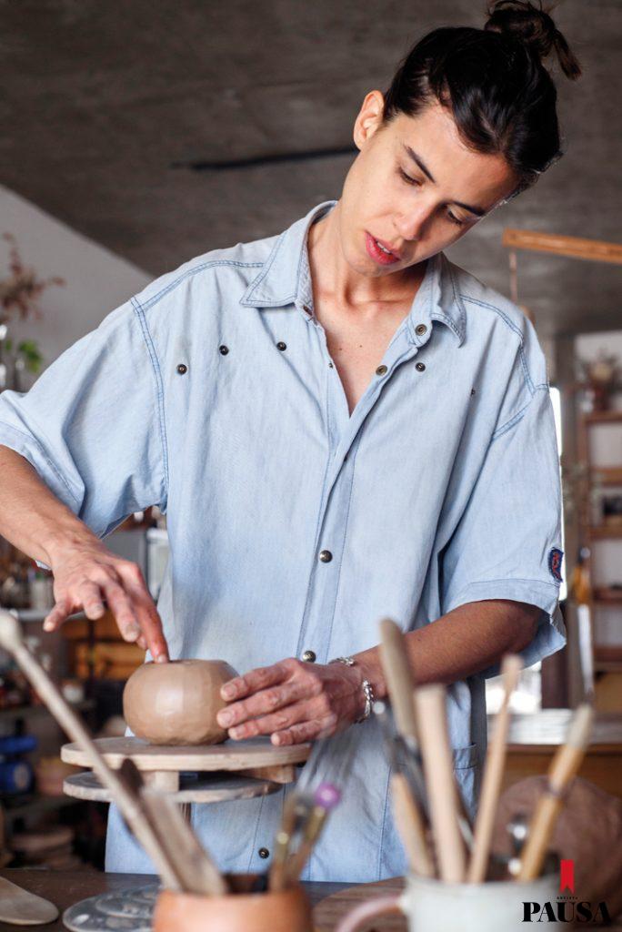 Alquimistas del barro | Pausa